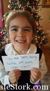 Faith lost her second tooth! – The Late Stork